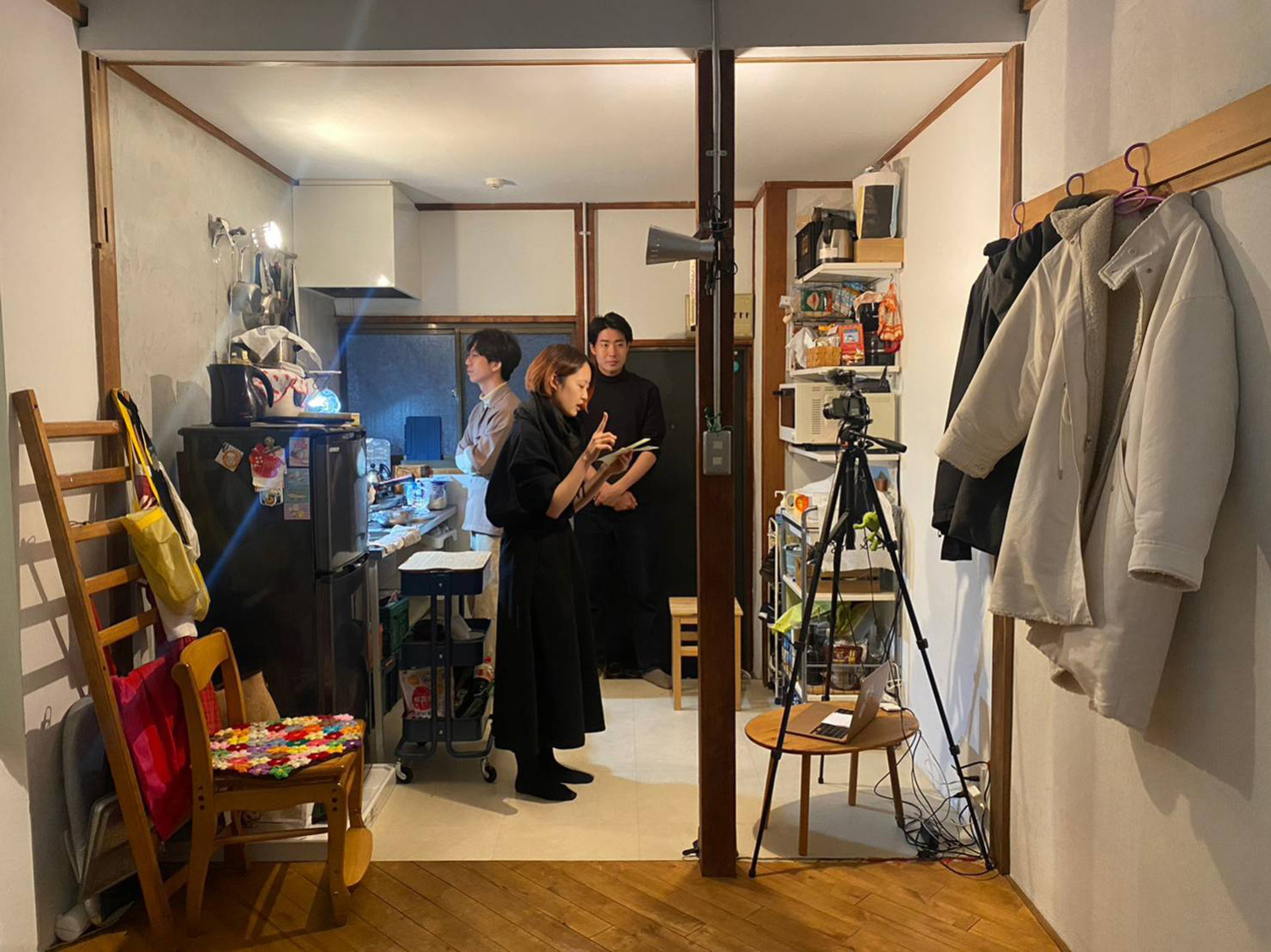 隣屋『66度33分』：artscapeレビュー｜美術館・アート情報 artscape