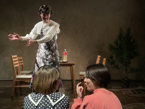 高嶋慈｜キキ花香＋廣川真菜美（maars inc.）＋古野陽大＋南野詩恵（お寿司）『讃田彦尊』 – artscape